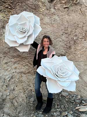 Giant Flowers - Enchanted Wildflower Events